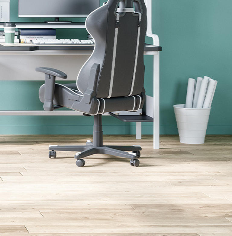 Gaming-Zimmer: Wand, Decke & Boden gestalten | POCO