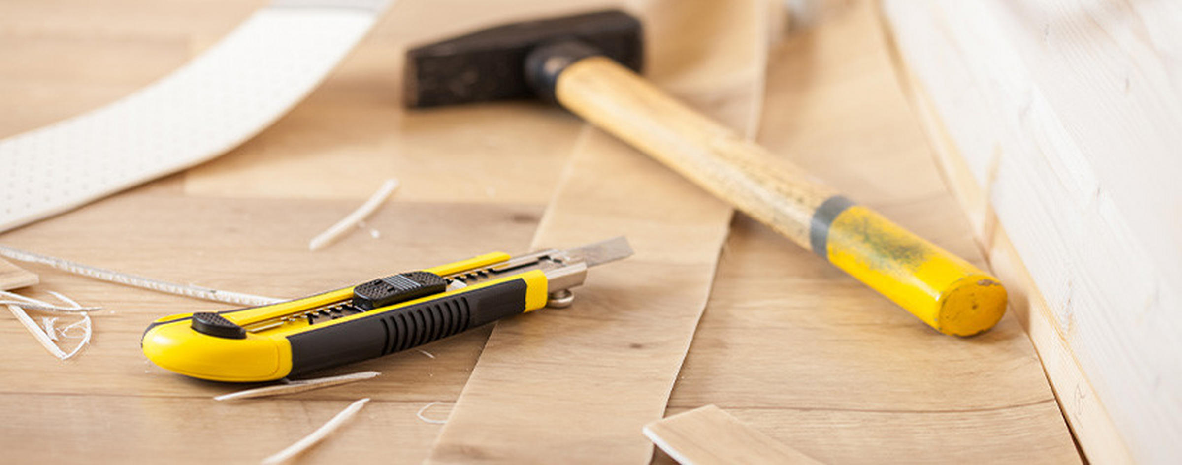 Linoleum verlegen: Tipps und Verlegearten | POCO